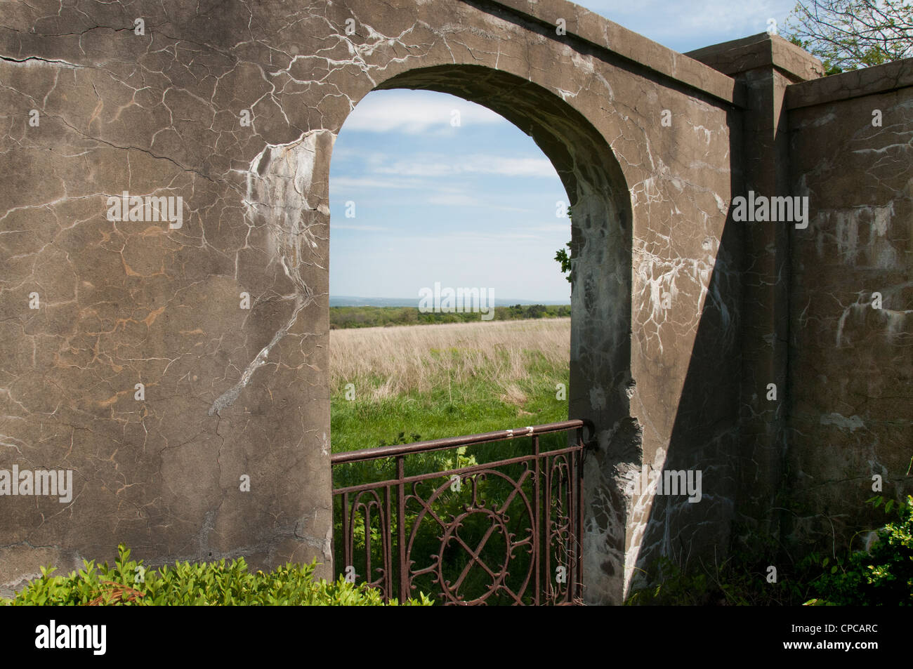 Masonry arch hi-res stock photography and images - Alamy