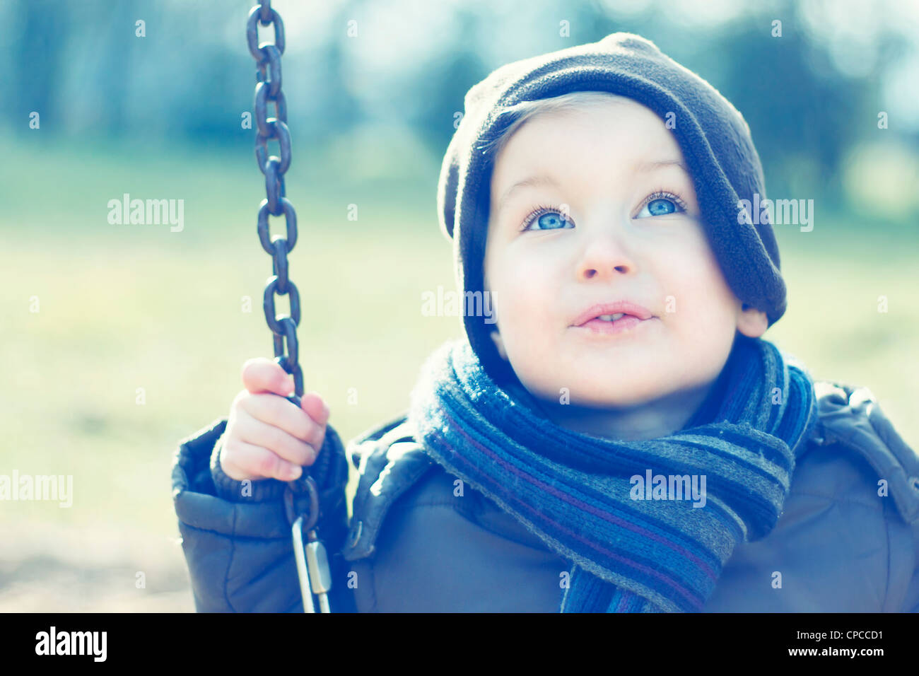 France young boy looking up hi-res stock photography and images - Alamy
