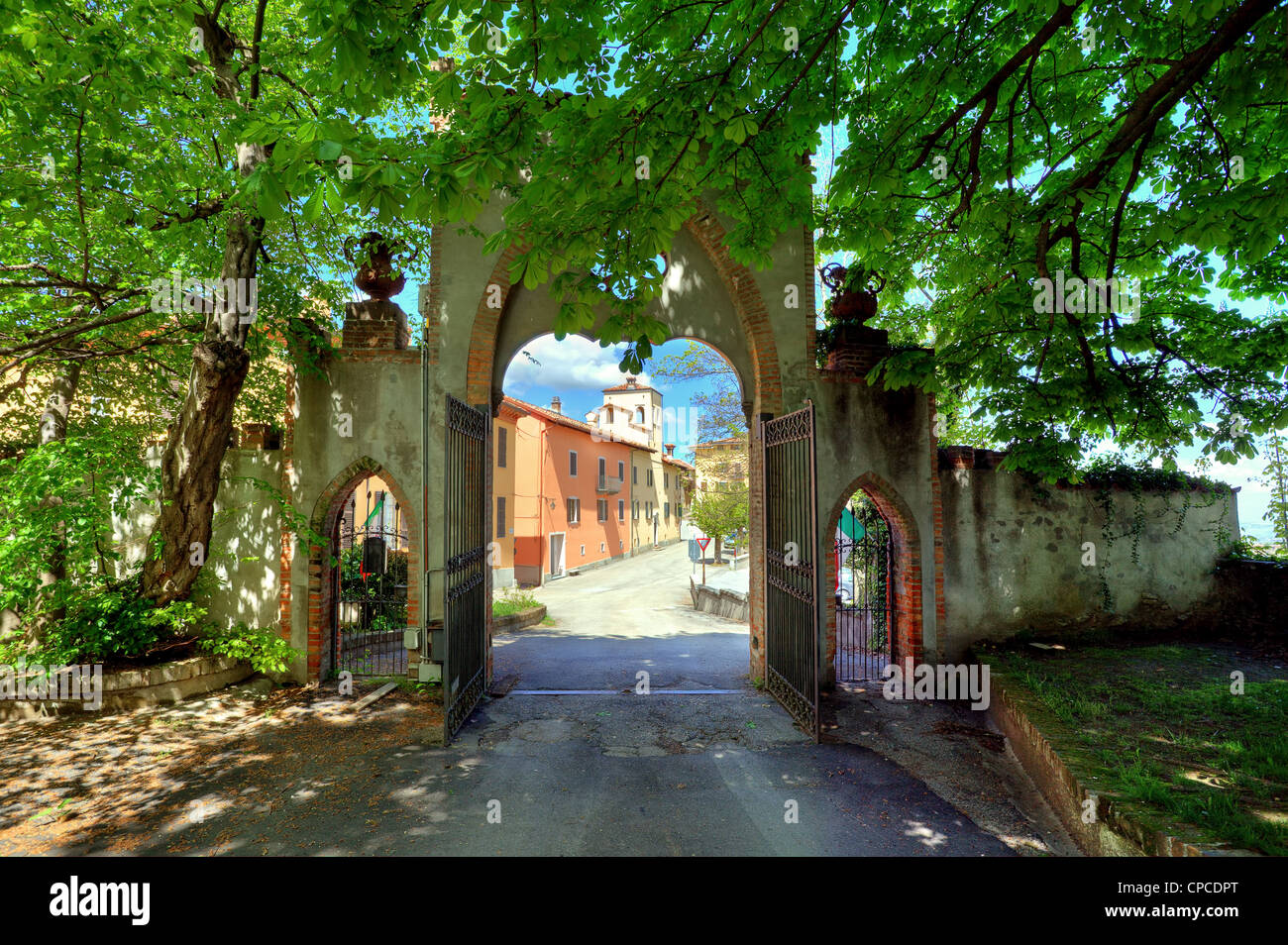 Park entrance gate hi-res stock photography and images - Alamy