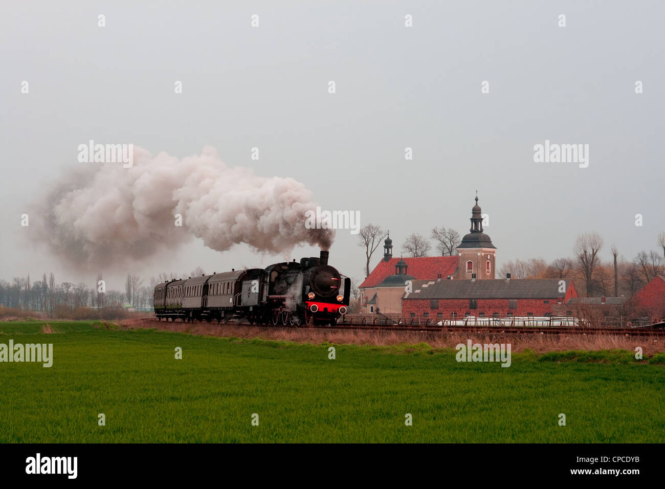 Fast moving steam train hi-res stock photography and images - Alamy