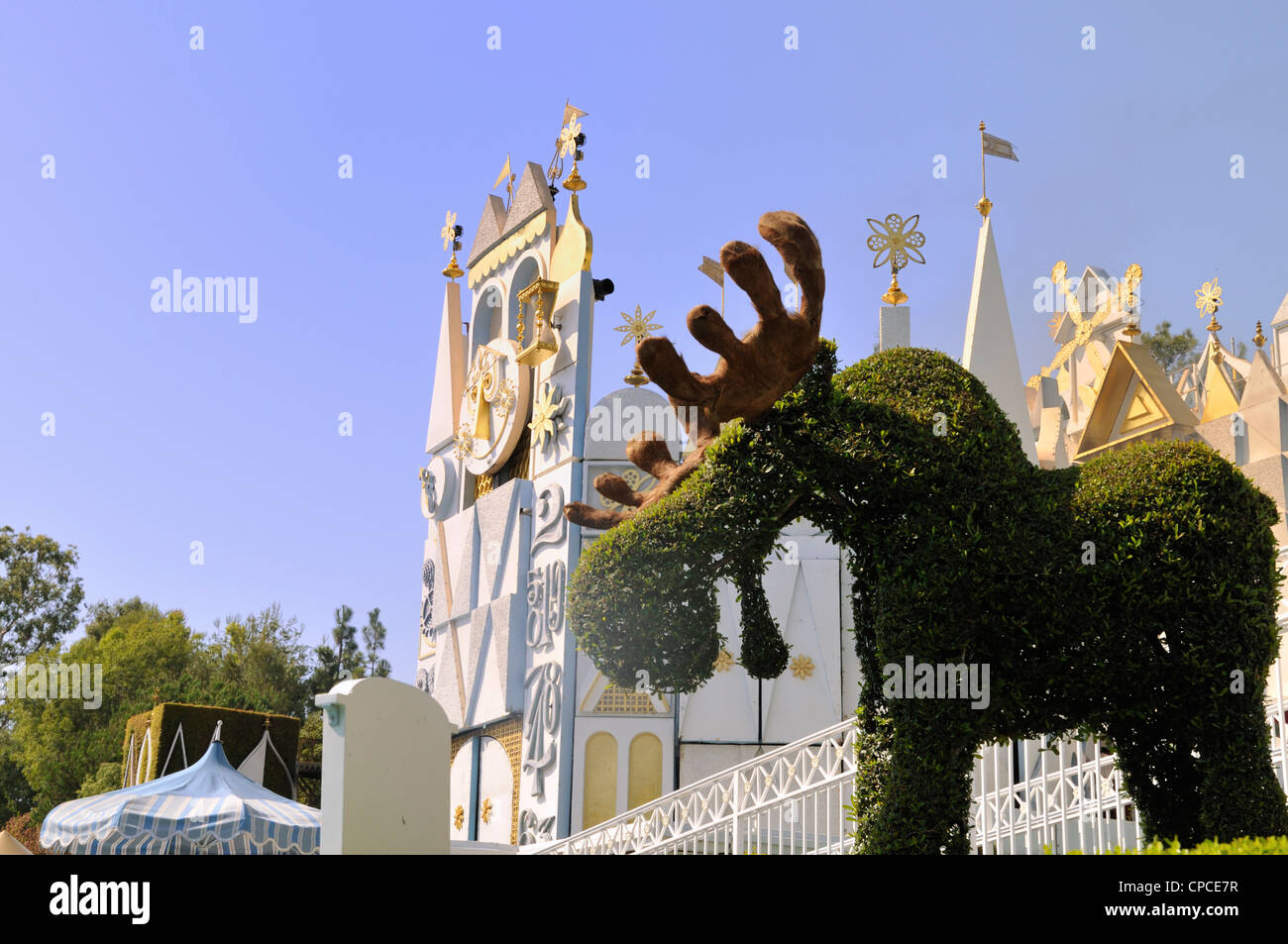 Moose topiary disneyland hi-res stock photography and images - Alamy