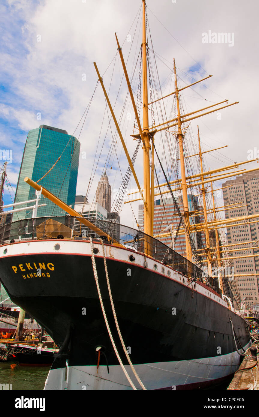 clipper ship NYC Stock Photo - Alamy