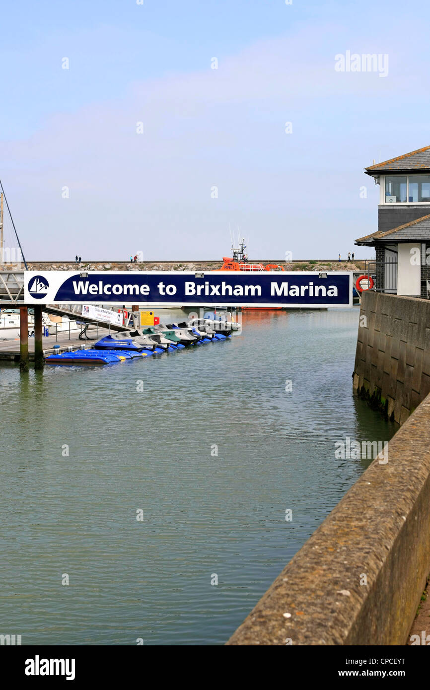 English point marina hi-res stock photography and images - Alamy