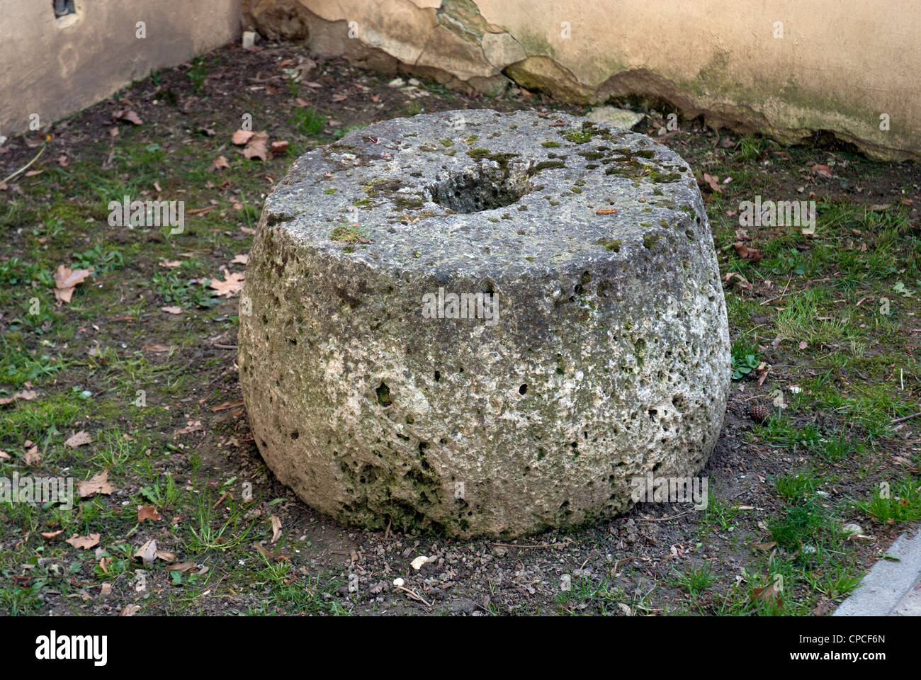 Mill circle hi-res stock photography and images - Alamy