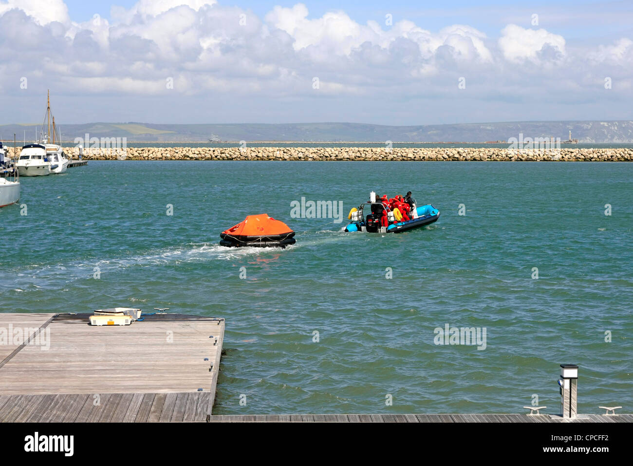Life raft training hi-res stock photography and images - Alamy