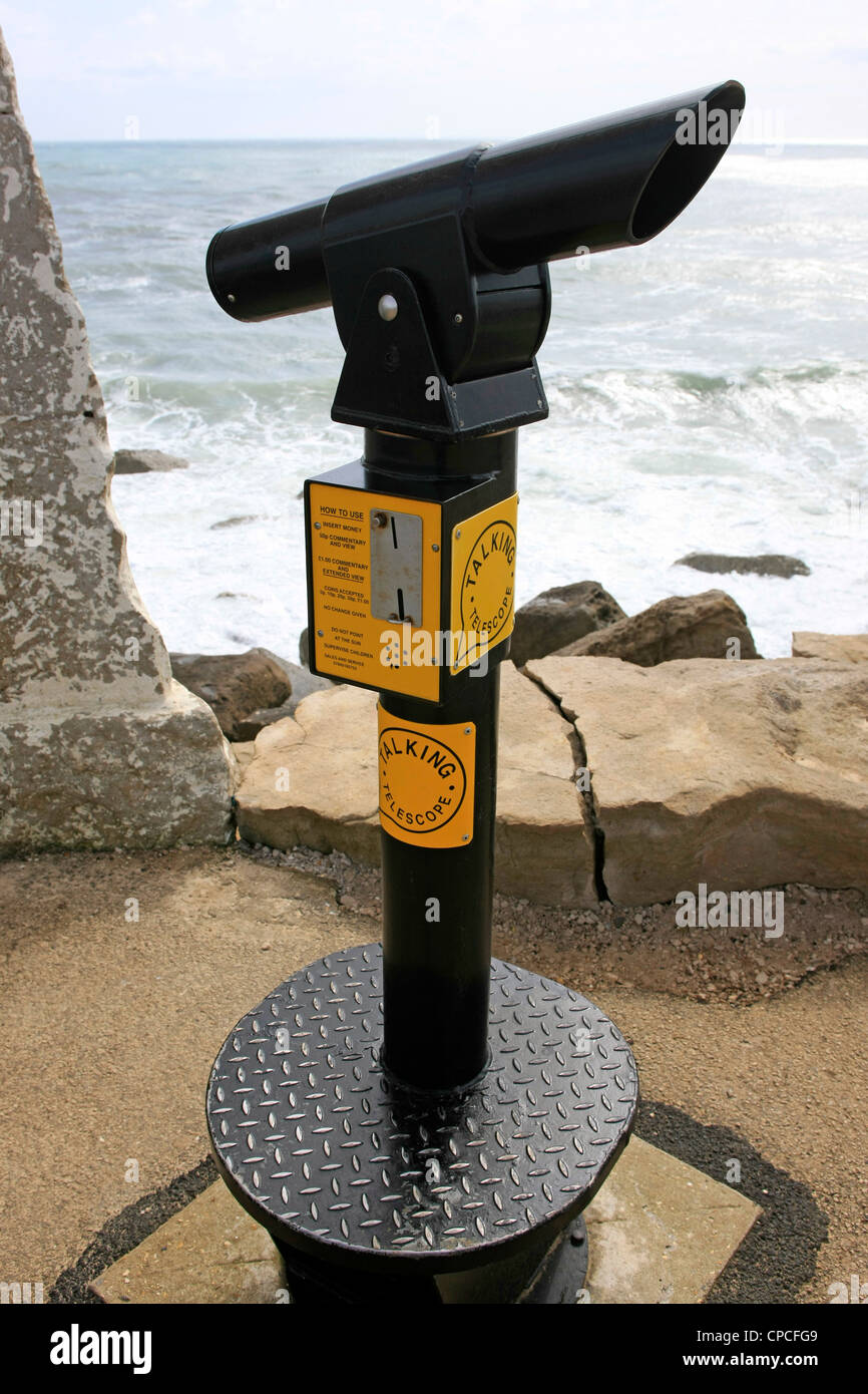 A talking seaside telescope Stock Photo - Alamy