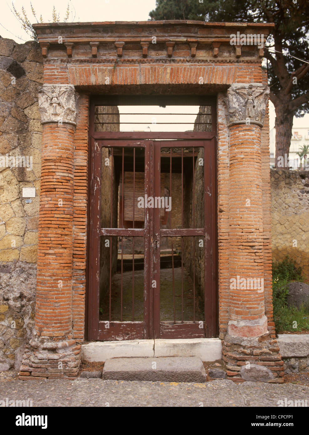 Large portal hi-res stock photography and images - Alamy