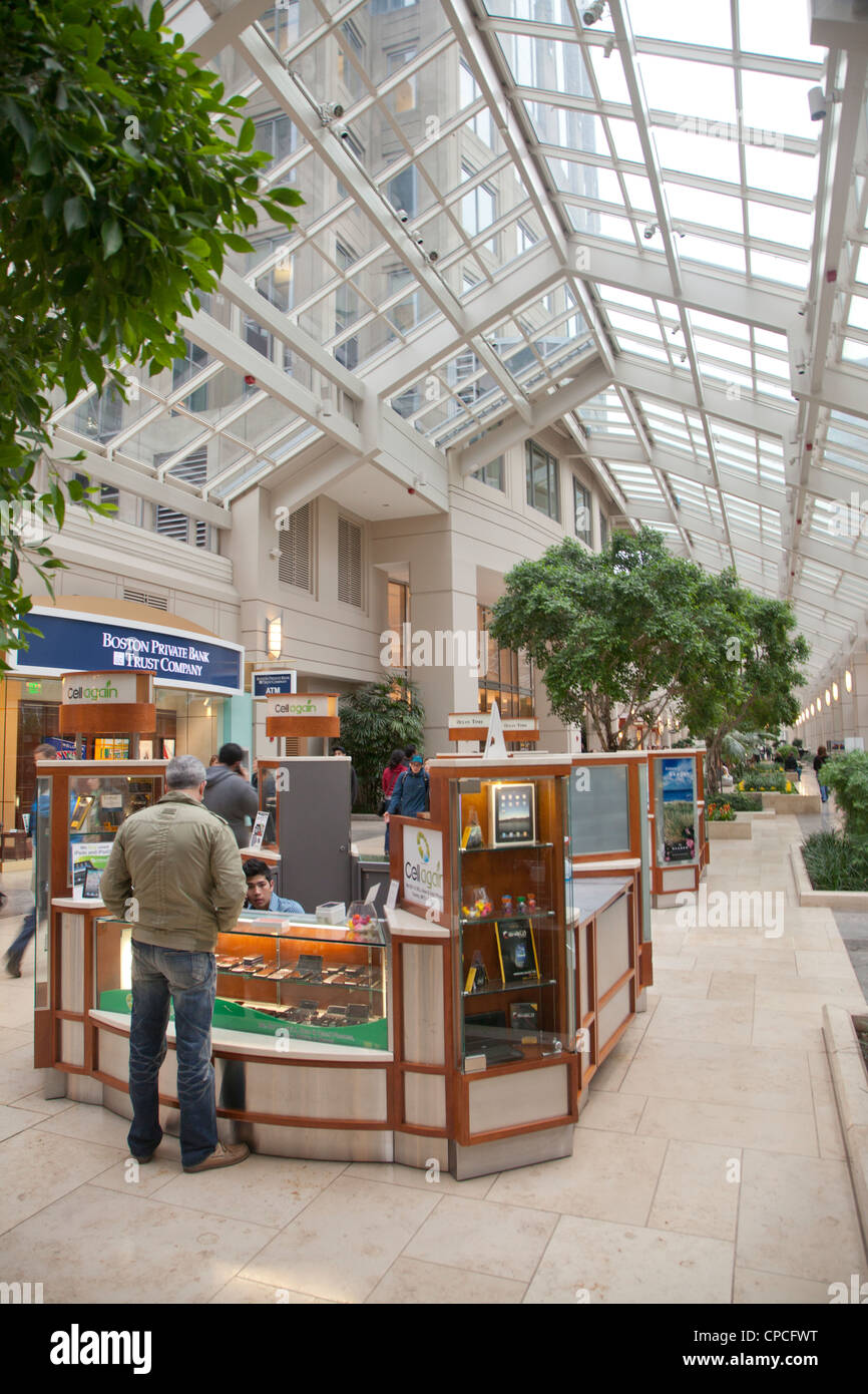 Prudential center hi-res stock photography and images - Alamy