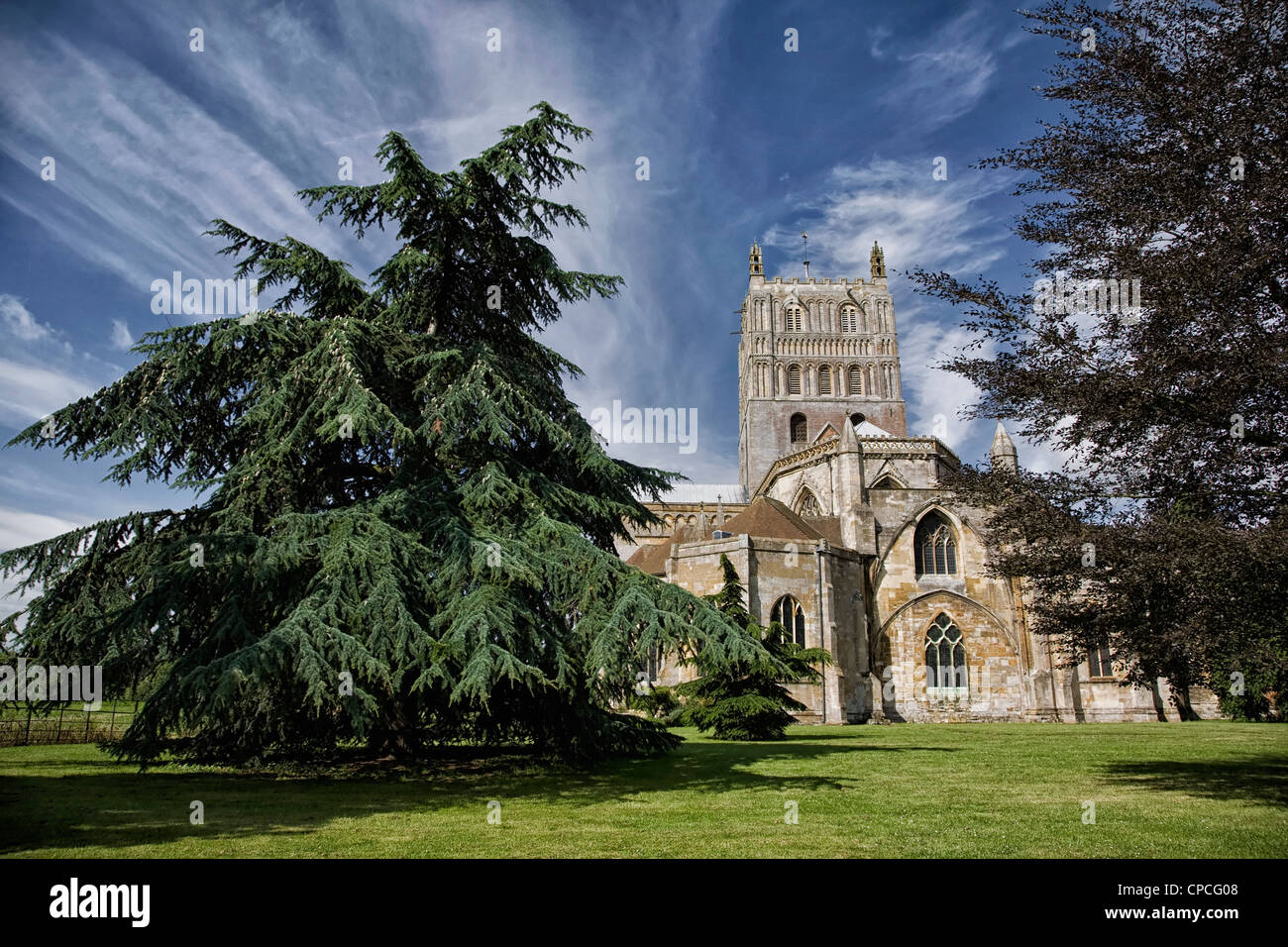 Tewkesbury's 12th century classic Abbey Stock Photo - Alamy