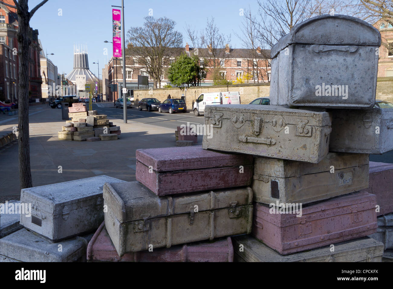 Liverpool street art suitcase hi-res stock photography and images - Alamy