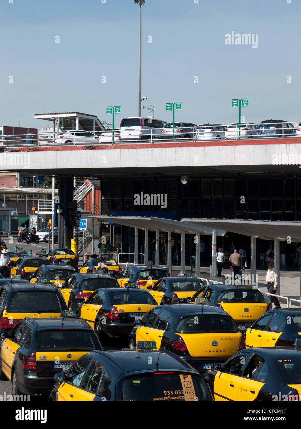 Barcelona rail station hi-res stock photography and images - Alamy