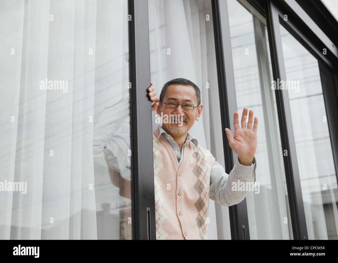 Wave out window hi-res stock photography and images - Alamy
