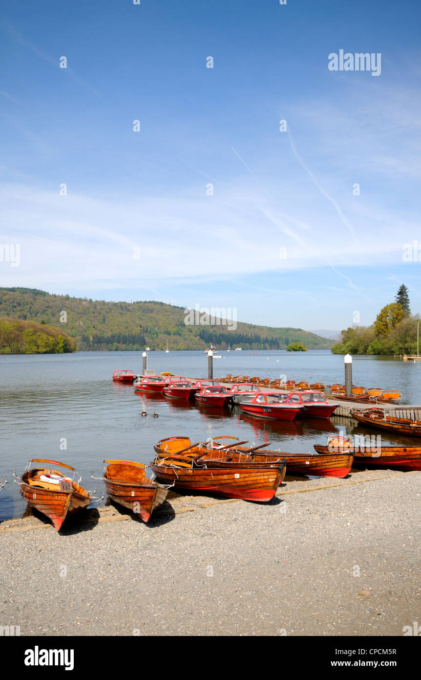 Windermere lakeside resort hi-res stock photography and images - Alamy