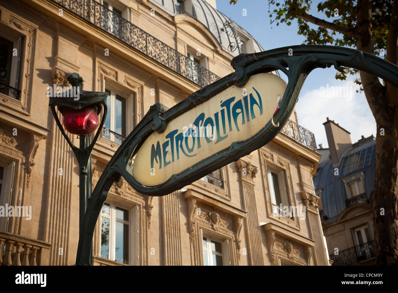 Paris Metro sign. Paris, France Stock Photo - Alamy