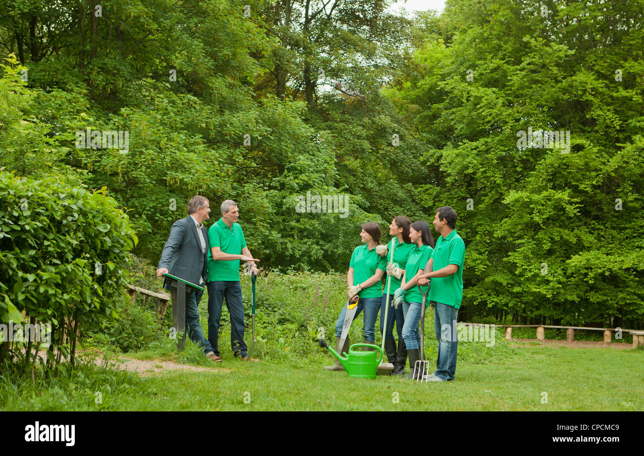 Group gardeners in face hi-res stock photography and images - Alamy
