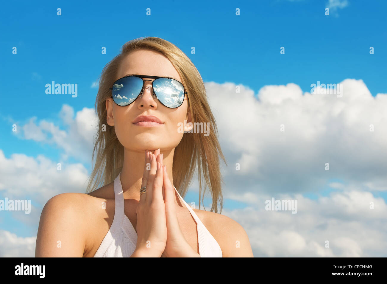 Mirrored sky and cloud hi-res stock photography and images - Alamy