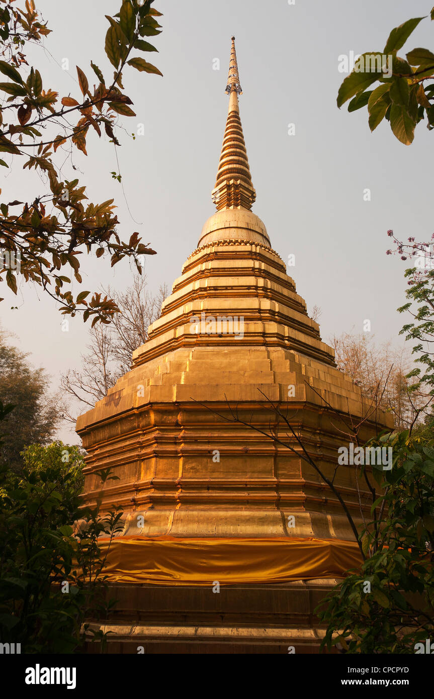 Wat phra kaew chiang rai hi-res stock photography and images - Alamy