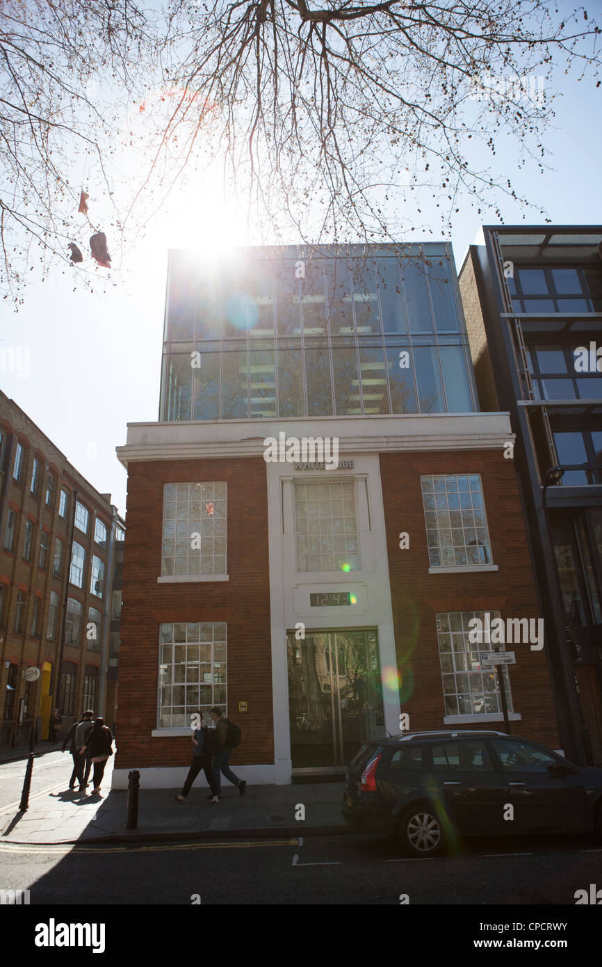 Hoxton Square East London UK Stock Photo - Alamy