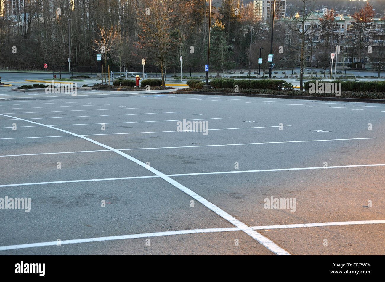 Car park empty hi-res stock photography and images - Alamy
