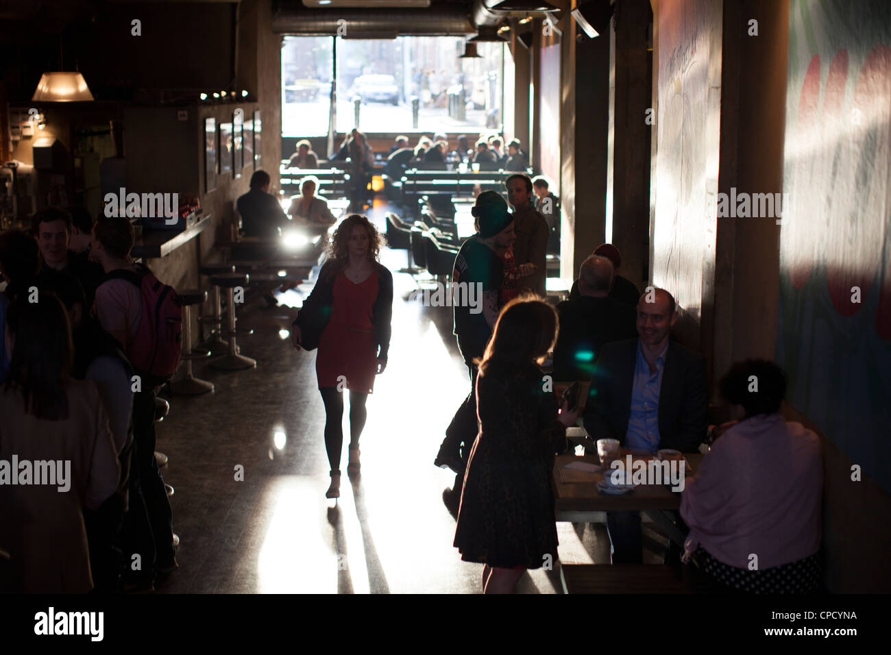 London east end nightlife hi-res stock photography and images - Alamy