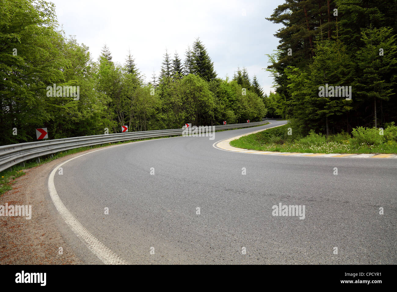 curve of road Stock Photo - Alamy