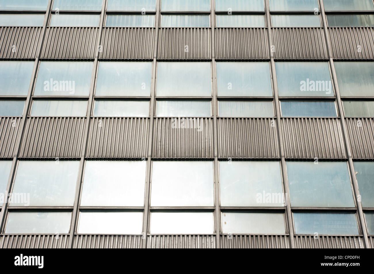 Windows in a skyscraper hi-res stock photography and images - Alamy