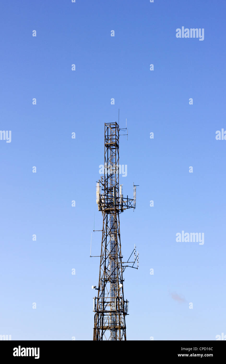 Aerial antennas mast transmitter hi-res stock photography and images ...