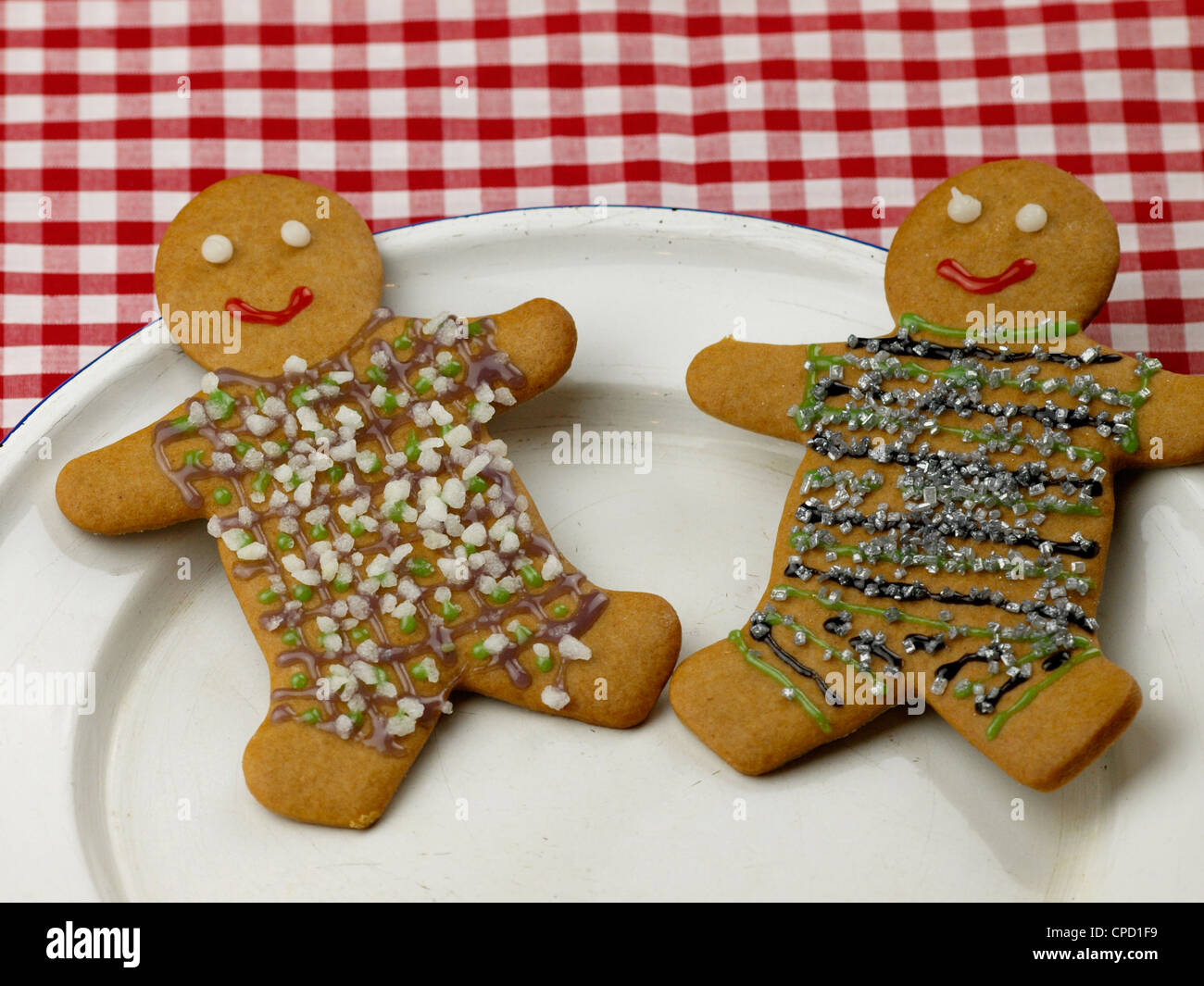 Gingerbread man biscuit hi-res stock photography and images - Alamy
