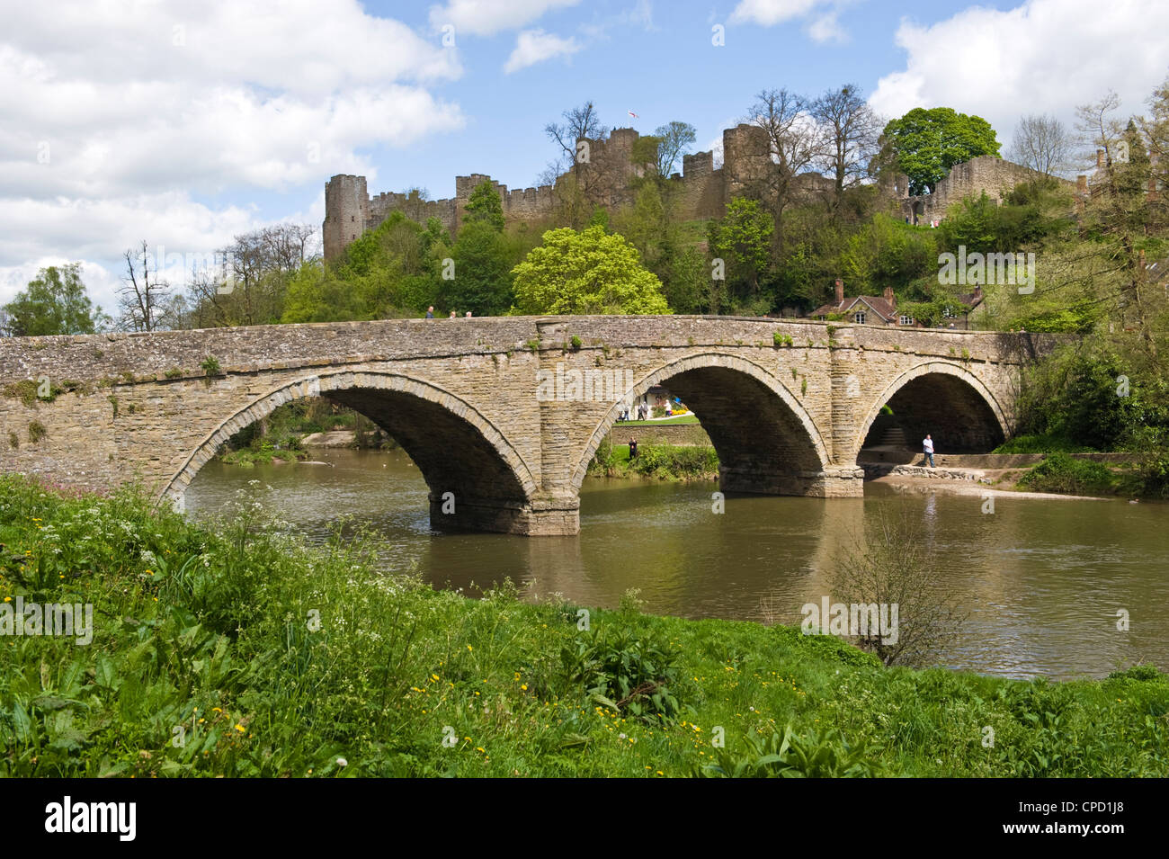Bridge over the River Teme below castle at Ludlow Shropshire England UK ...
