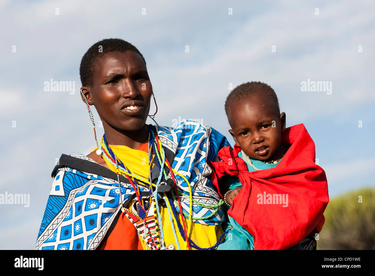 Masai woman head hi-res stock photography and images - Alamy