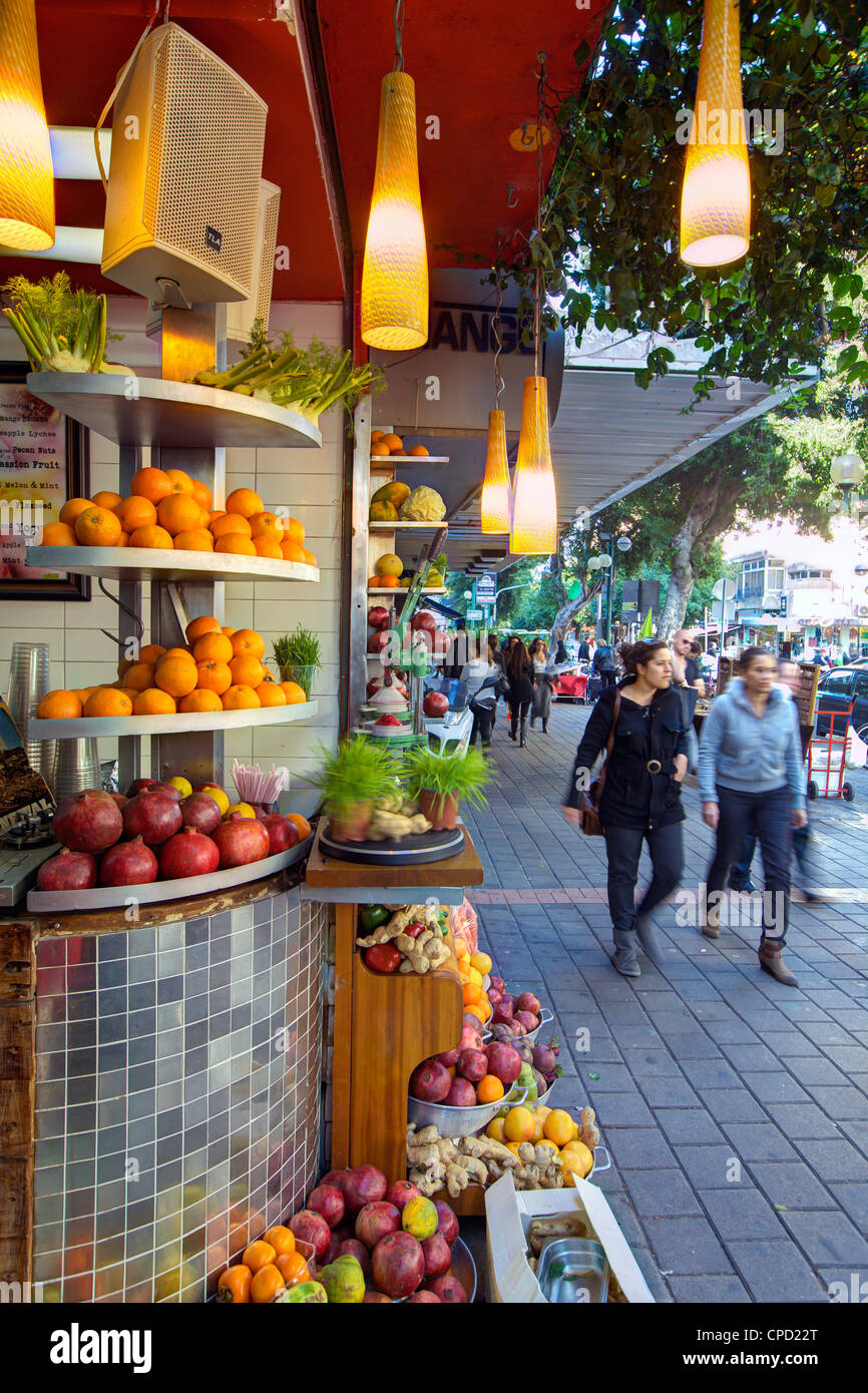 Fresh juice stall hi-res stock photography and images - Alamy