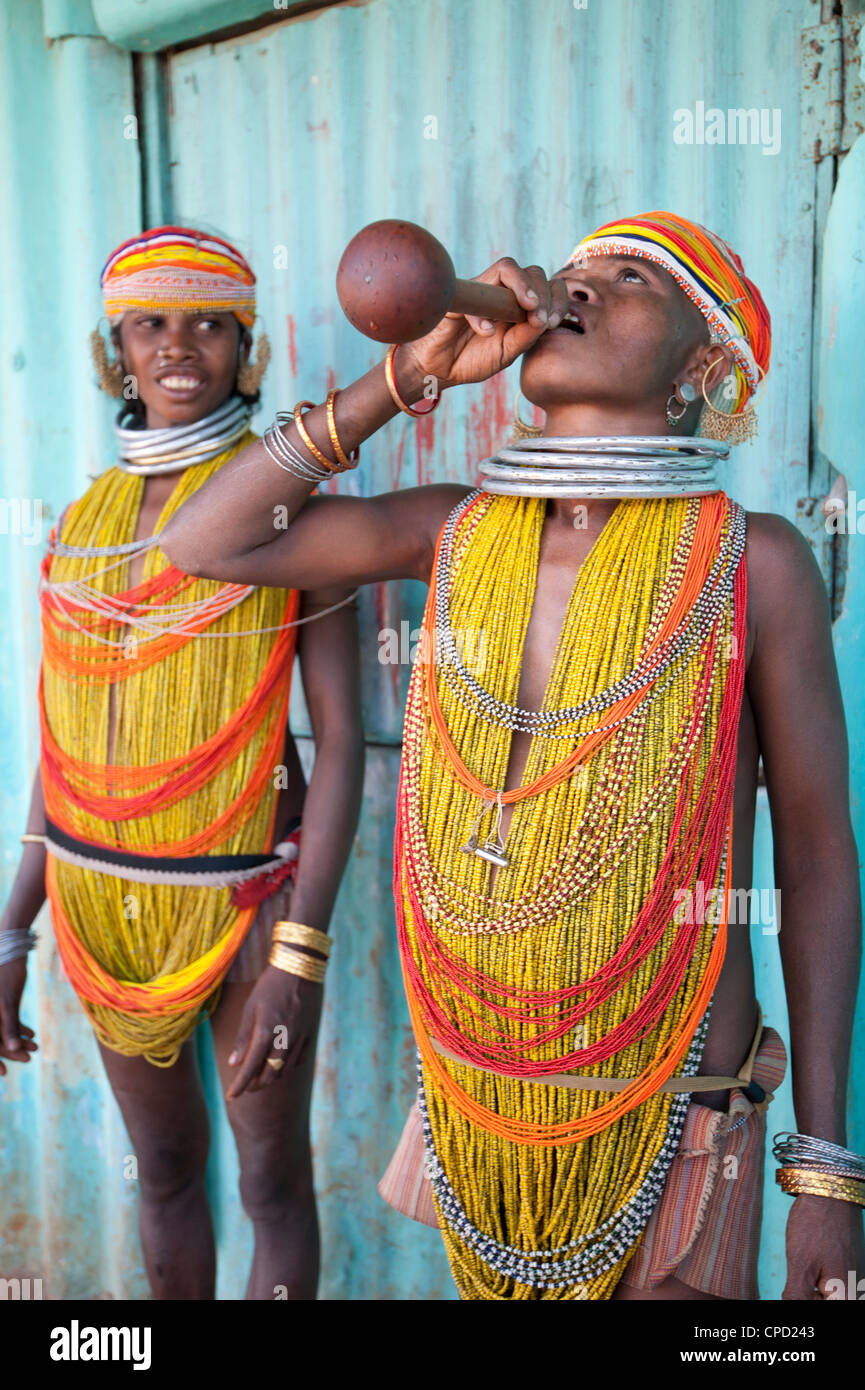 Traditional dress beadwork hi-res stock photography and images - Alamy