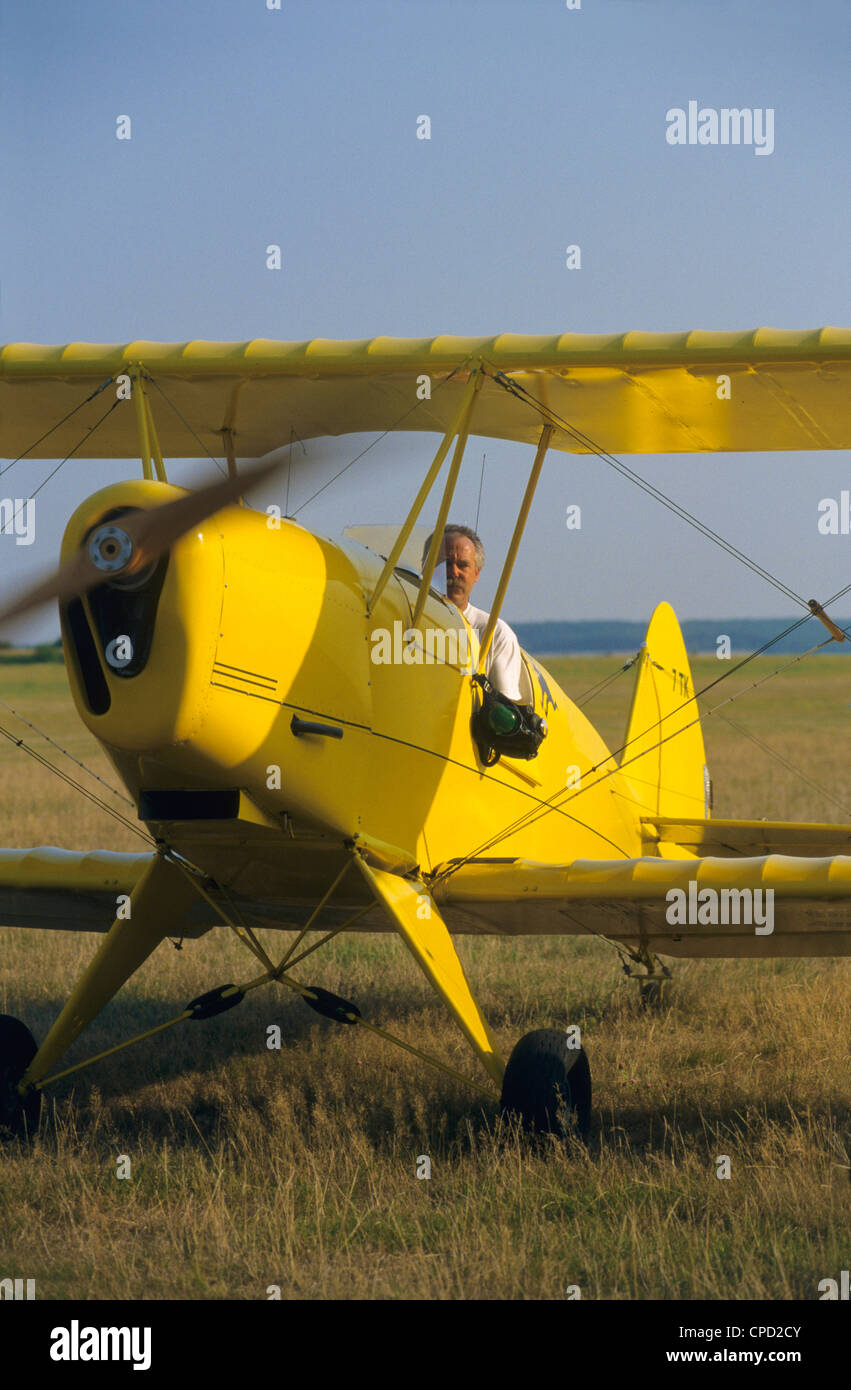 Ultra light plane hi-res stock photography and images - Alamy