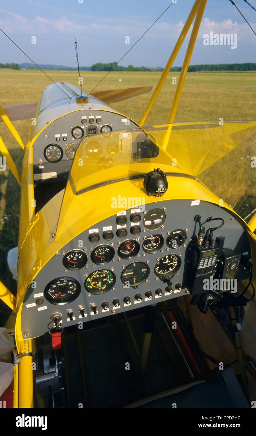 Cockpit of twin seats ultra light biplane Kiebitz Stock Photo - Alamy