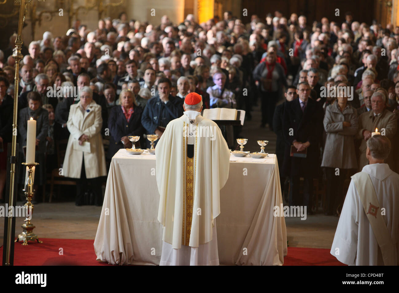 Archbishop celebrating Mass in Saint-Eustache church, Paris, France ...
