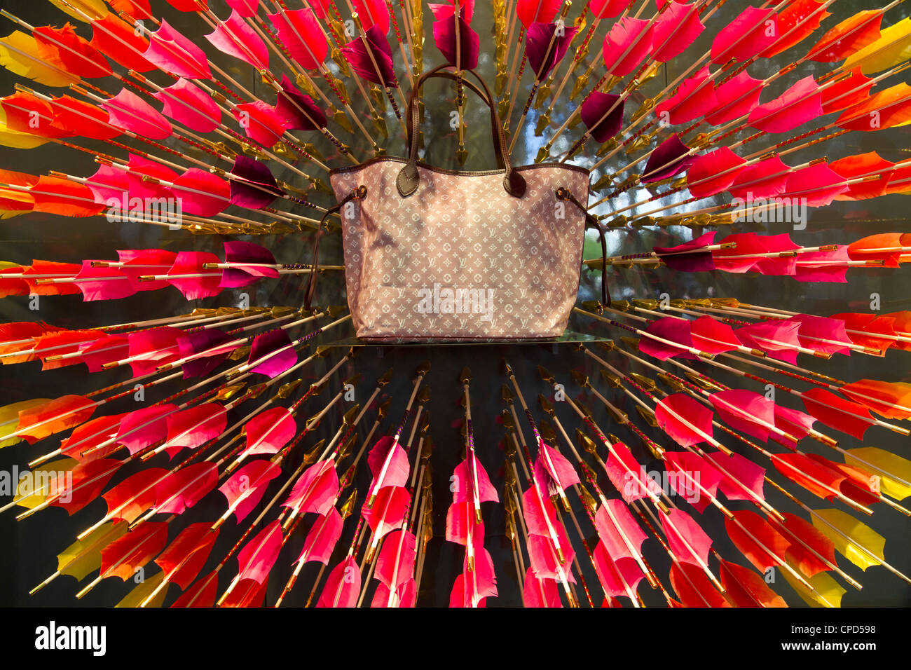 Louis vuitton red bag hi-res stock photography and images - Alamy
