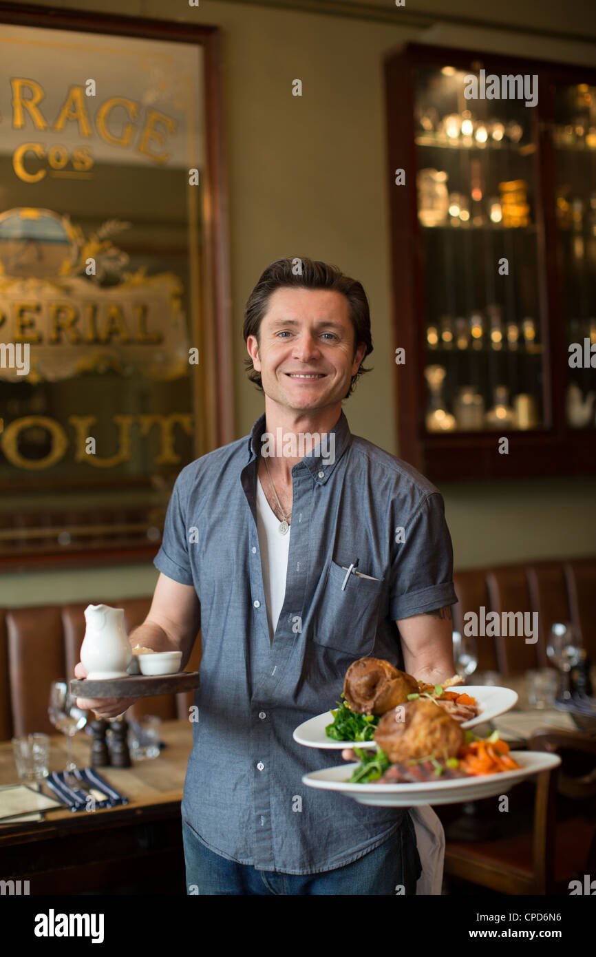 Sunday lunch hi-res stock photography and images - Alamy
