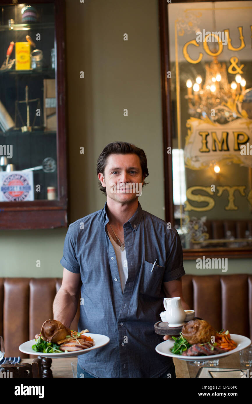 Sunday lunch hi-res stock photography and images - Alamy