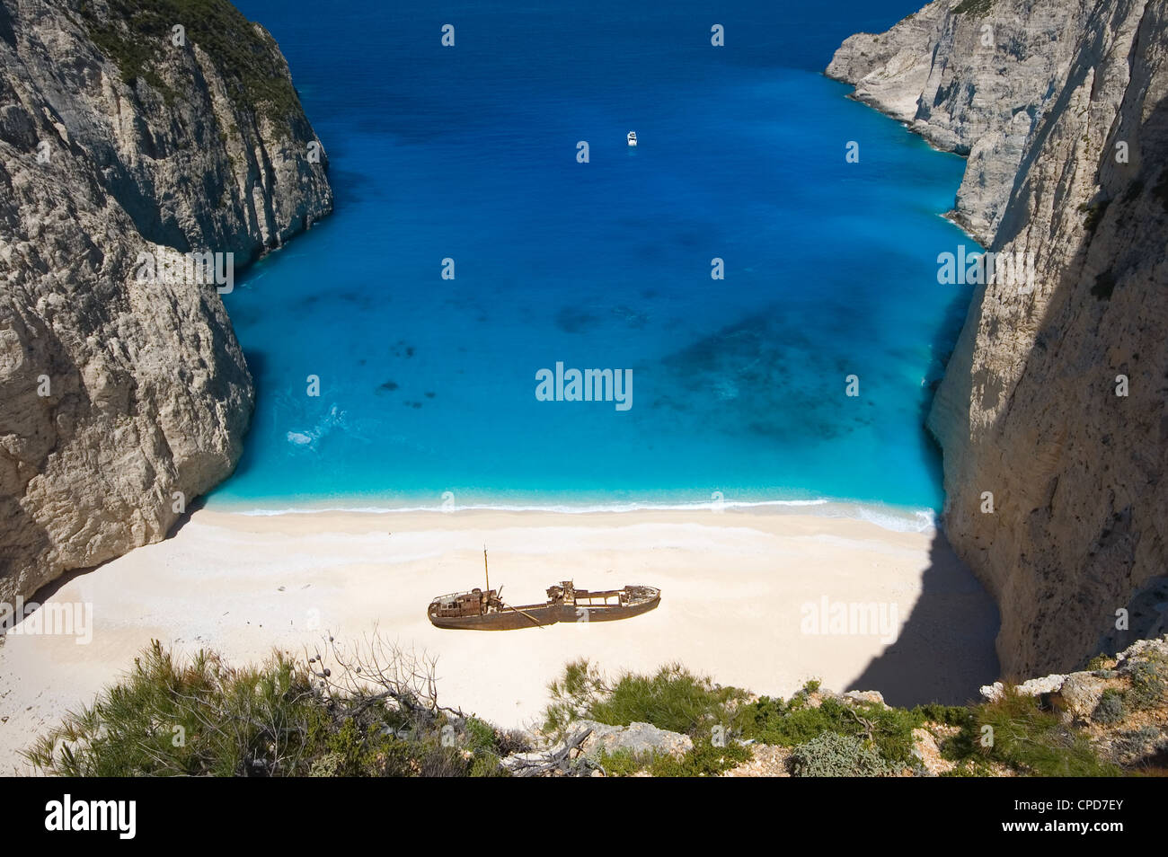 Shipwreck bay hi-res stock photography and images - Alamy