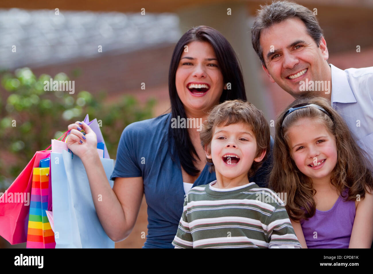 Hispanic family shopping mall hi-res stock photography and images - Alamy