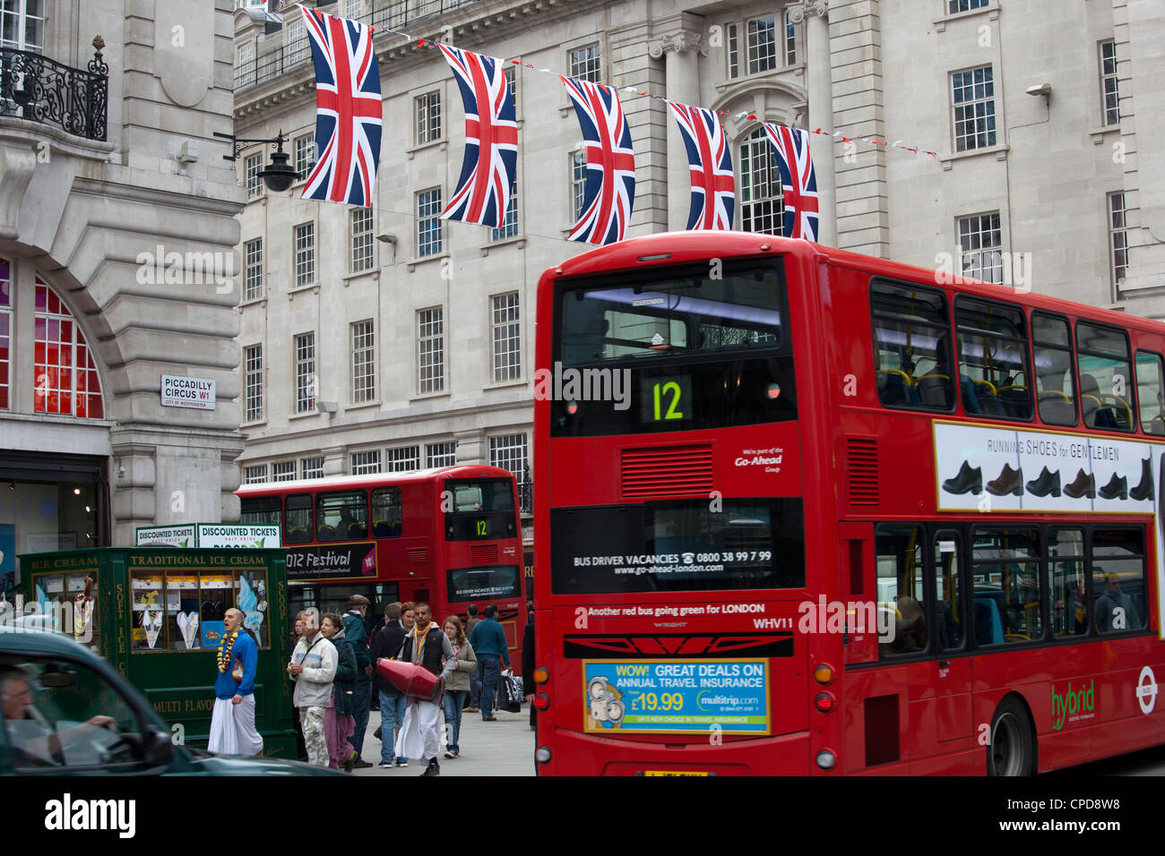 Number 12 bus hi-res stock photography and images - Alamy