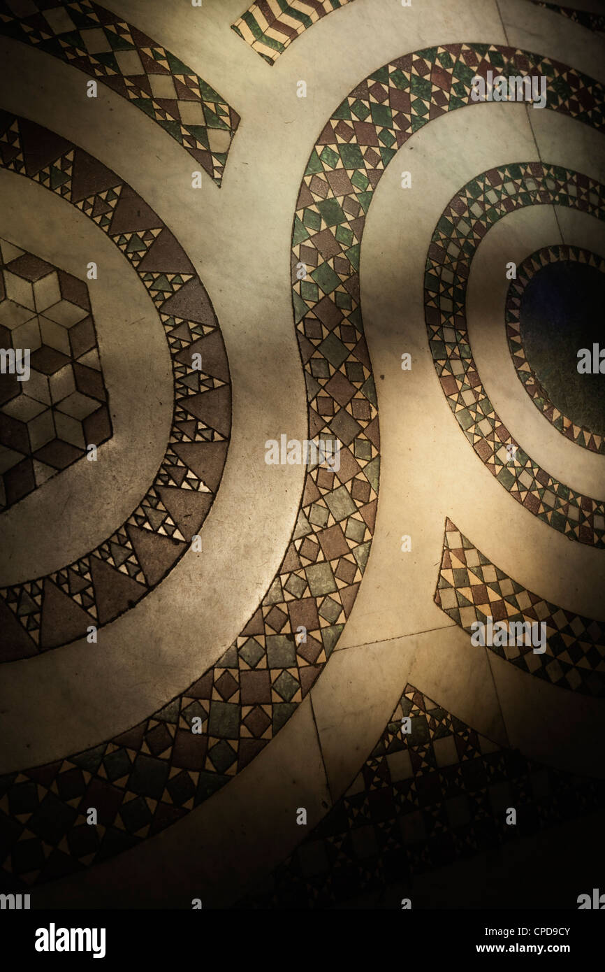Cosmatesque floor hi-res stock photography and images - Alamy