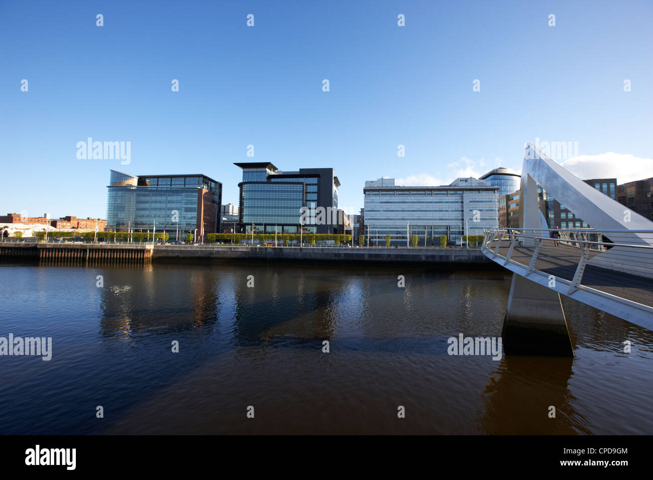 The tradeston bridge pedestrian bridge over the river clyde to the ...
