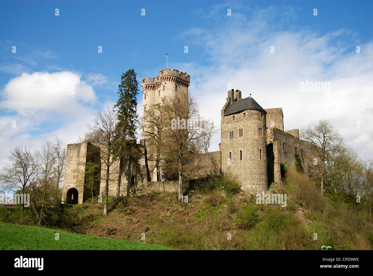 High up castle hi-res stock photography and images - Alamy