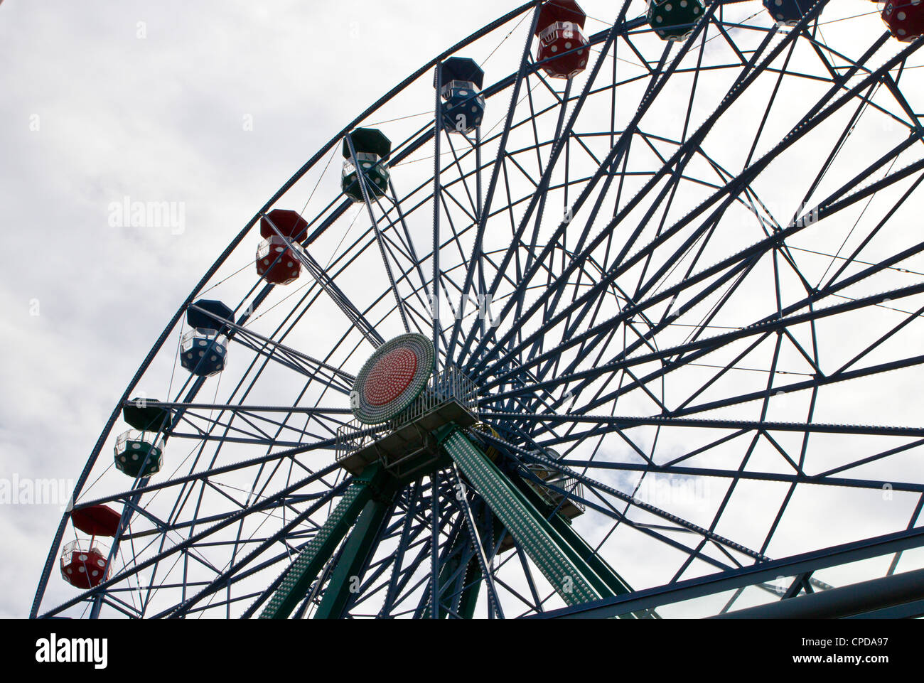 Spi circle hi-res stock photography and images - Alamy
