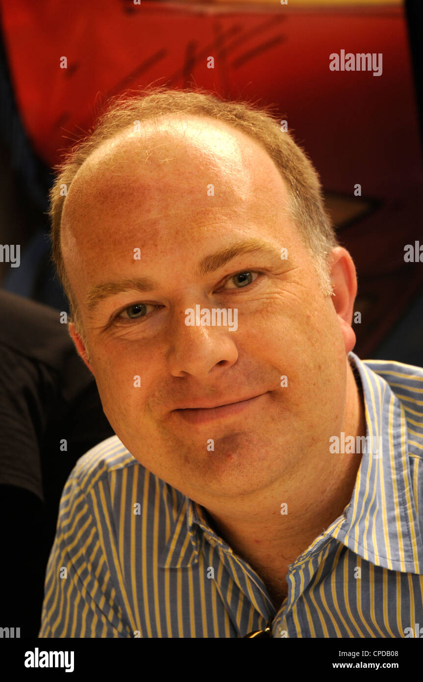 Mark Buckingham (Clevedon, Reino Unido. 1966) comic book artist ...