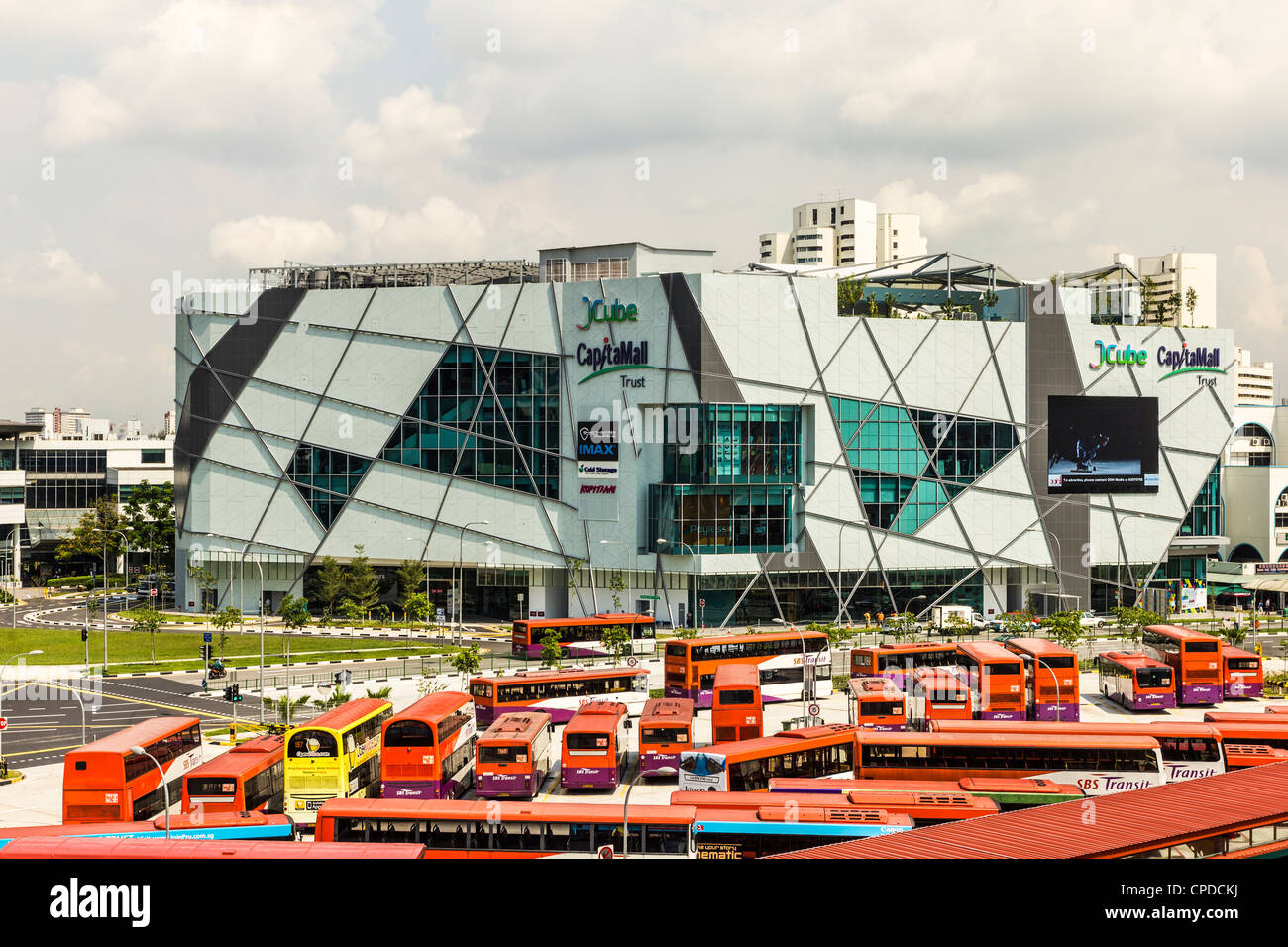Cube, Capital Mall shopping Centre in Singapore, with bus terminal in ...