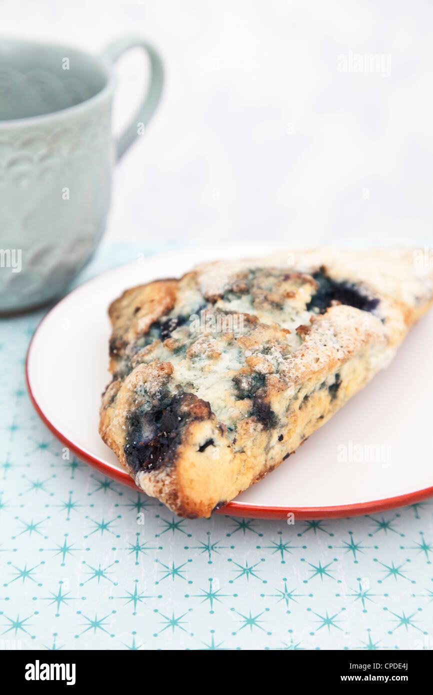 Cup coffee scone hi-res stock photography and images - Alamy