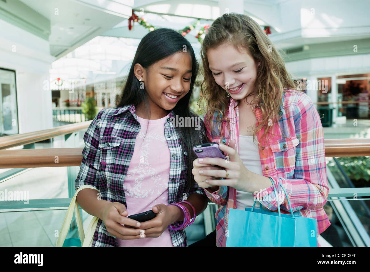Viewing mall hi-res stock photography and images - Alamy