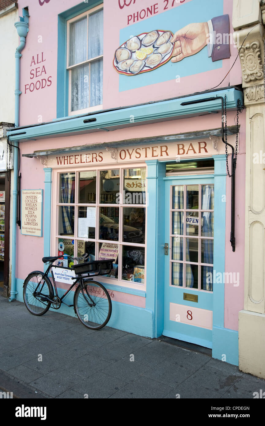 Sea food restaurant whitstable hi-res stock photography and images - Alamy
